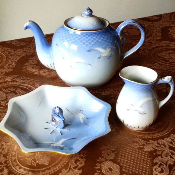 Bing Grondahl | Dining | Bing Grondahl Denmark Porcelain Seagull ...